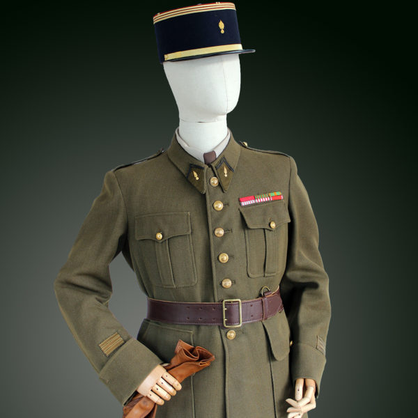UNIFORMES MILITAIRES - La compagnie du costume