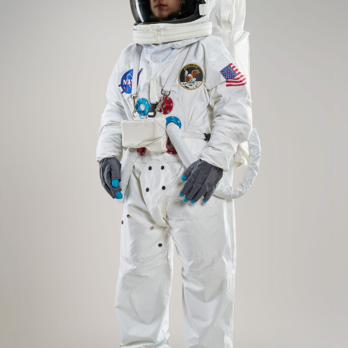 ESPACE - La compagnie du costume